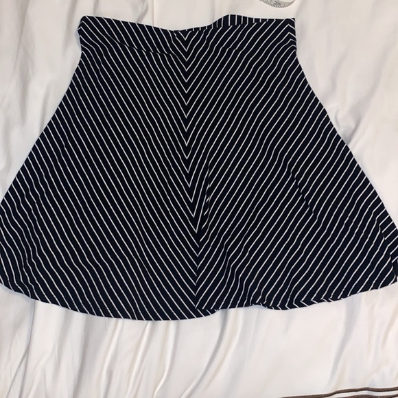Ann Taylor | Skirts | Ann Taylor Petite Black And White Skirt Mp | Poshmark